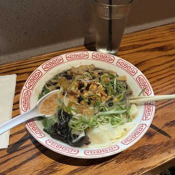 TIGER DEN - Updated January 2025 - 2078 Photos & 1362 Reviews - 9889 ...