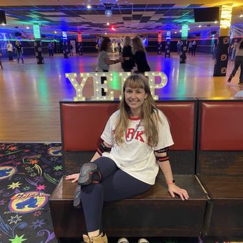 CHEZ VOUS ROLLER SKATING RINK - Updated December 2025 - 41 Photos & 78 ...
