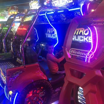 MAIN EVENT CHESTERFIELD - Updated March 2025 - 97 Photos & 73 Reviews ...