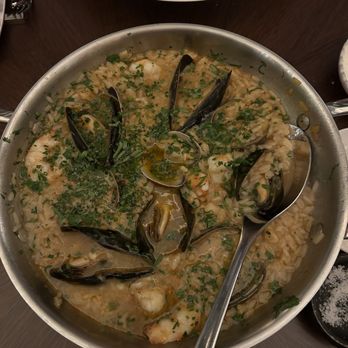 AMAR - Updated October 2025 - 173 Photos & 44 Reviews - 40 Trinity Pl ...