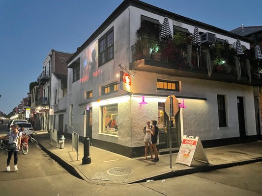 CLOVER GRILL - 654 Photos & 907 Reviews - 900 Bourbon St, New Orleans ...