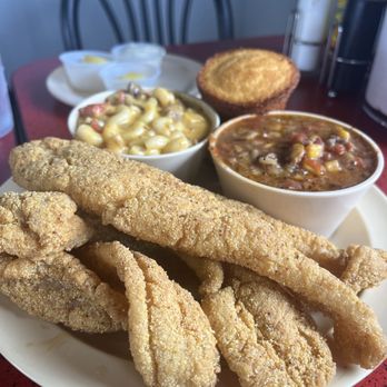 SHI LEE’S BBQ AND SOUL FOOD - Updated January 2026 - 107 Photos & 131 ...