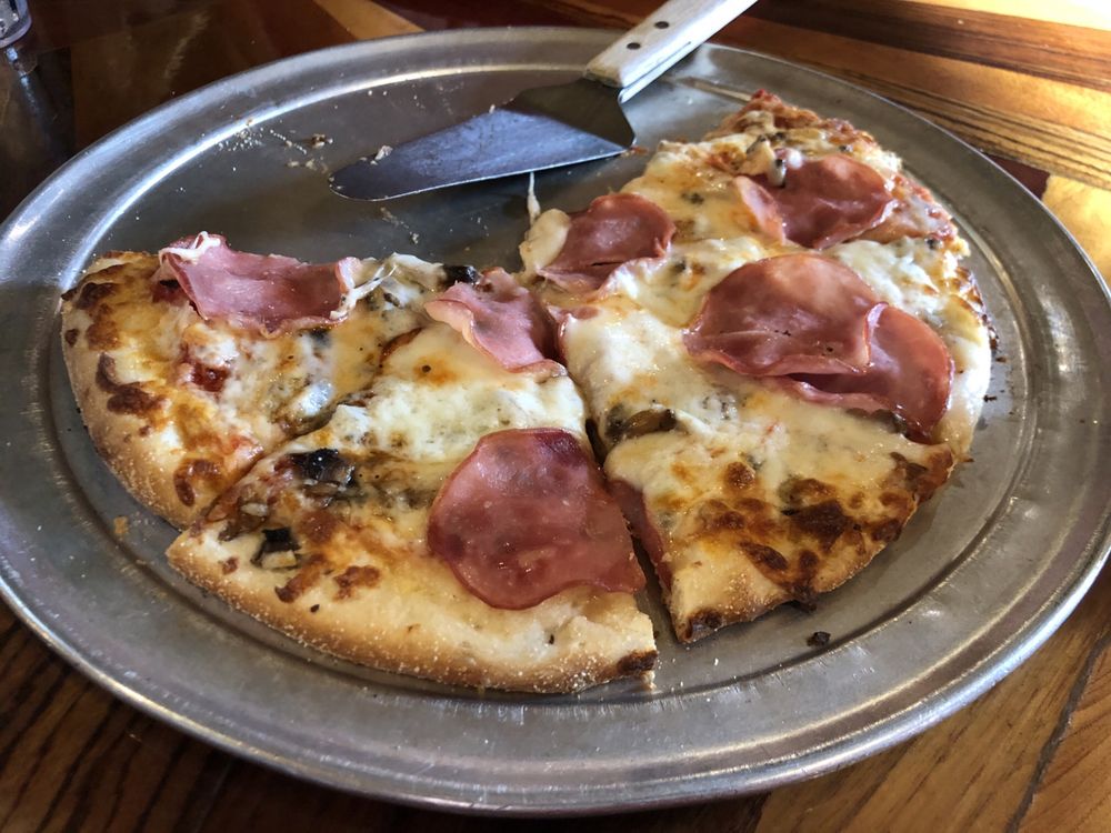 LOTSA PASTA & THAT’ZA PIZZA - Updated December 2025 - 36 Photos & 64 ...