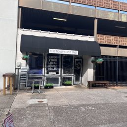 THE TOASTY HOT SPOT - Updated October 2025 - 103 Photos & 67 Reviews ...