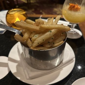 LEWERS LOUNGE - 273 Photos & 258 Reviews - 2199 Kalia Rd, Honolulu ...