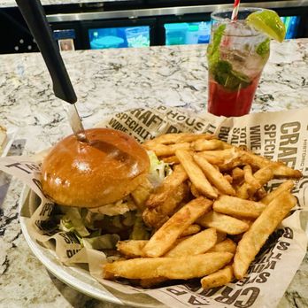 THE TAP HOUSE WEST END - Updated December 2025 - 67 Photos & 58 Reviews ...