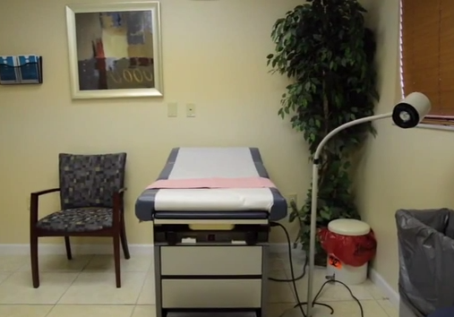 MICHAEL BENJAMIN, MD, FACOG - Updated January 2026 - 21 Photos & 27 ...