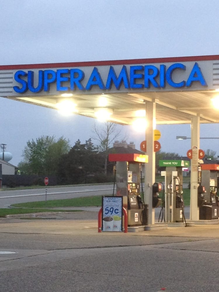 SUPERAMERICA DIST OFFICE - 919 37th St NW, Rochester, Minnesota - Gas ...