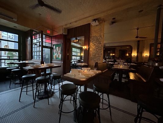 GLORIA IN THE GREAT HALL - Updated January 2026 - 61 Photos & 23 ...