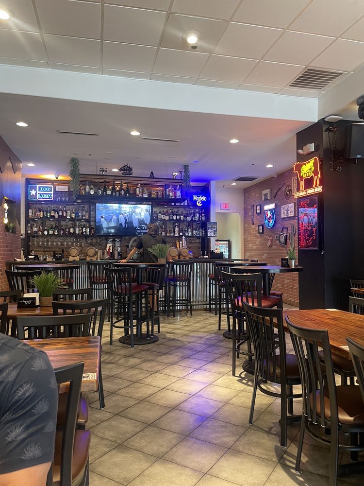 Varas Grill, Dallas | Roadtrippers