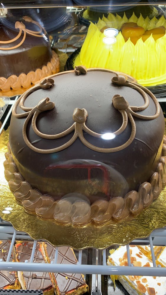 KARLA BAKERY - 93 Photos & 23 Reviews - 2410 SW 137th Ave, Miami, FL ...