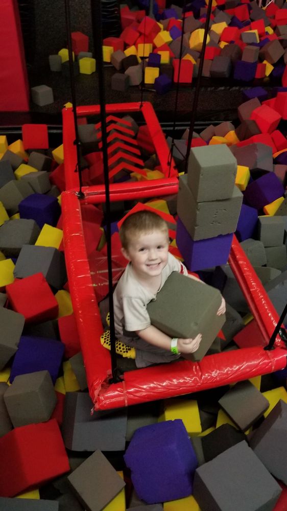 DEFY RALEIGH - 5604 Departure Dr, Raleigh, North Carolina - 28 Photos ...