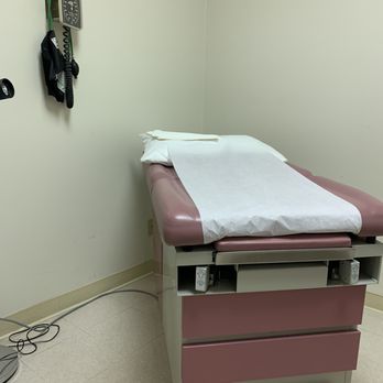 BAYON FRED MD - Updated December 2025 - 22 Reviews - 155 Glen Cv Marina ...