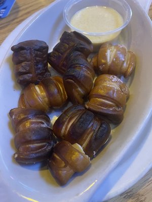 RASCALS BAR & GRILL - Updated December 2025 - 83 Photos & 96 Reviews ...