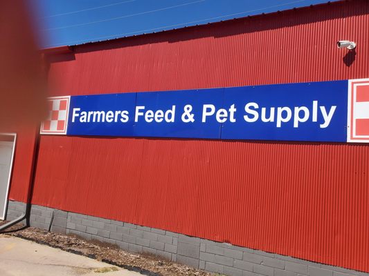 FARMERS FEED & PET SUPPLY - Updated August 2024 - 29 Photos - 616 N ...