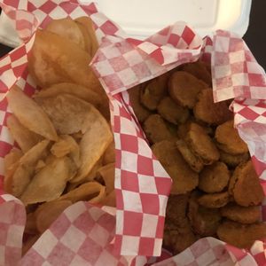 DRAM TREE TAVERN - 32 Photos - 1806 Washington St, Wilmington, North ...