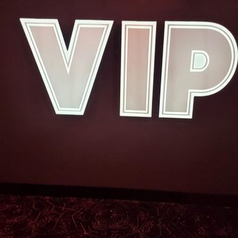 REGAL FRESNO RIVERPARK - Updated July 2024 - 407 Photos & 335 Reviews ...