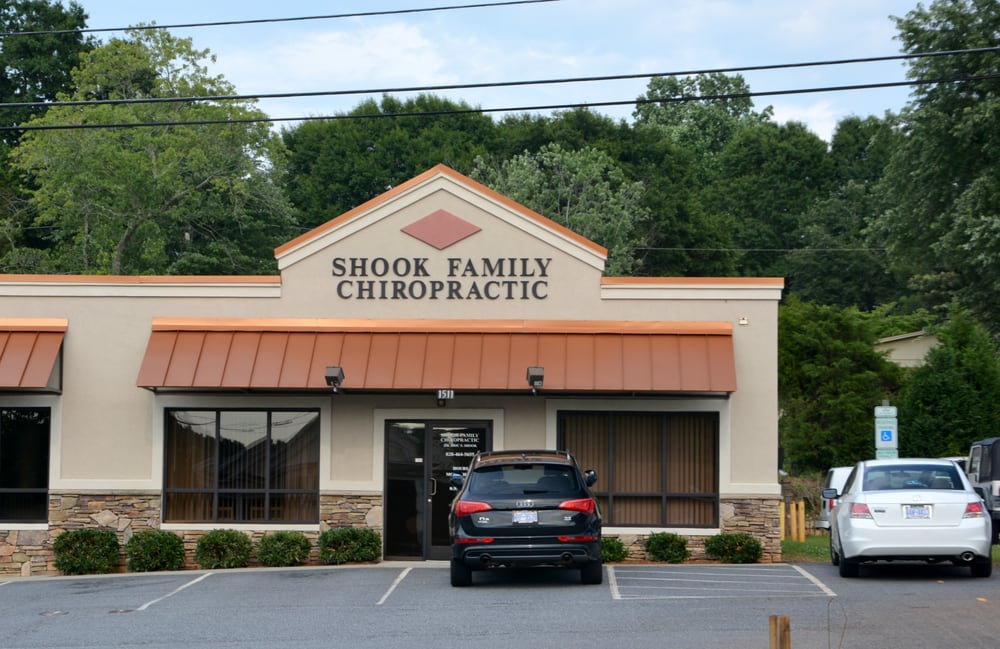 SHOOK FAMILY CHIROPRACTIC - Updated October 2025 - 1511 Northwest Blvd ...