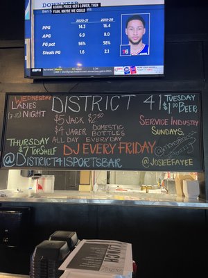DISTRICT 41 SPORTS BAR - Updated August 2025 - 103 Photos & 95 Reviews ...