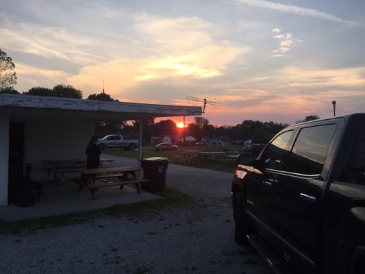 MOUNTAIN VIEW DRIVE IN - Updated July 2025 - 1327 E College Ave ...