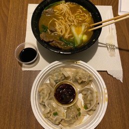 MEET NOODLES - Updated December 2024 - 535 Photos & 409 Reviews - 2121 ...