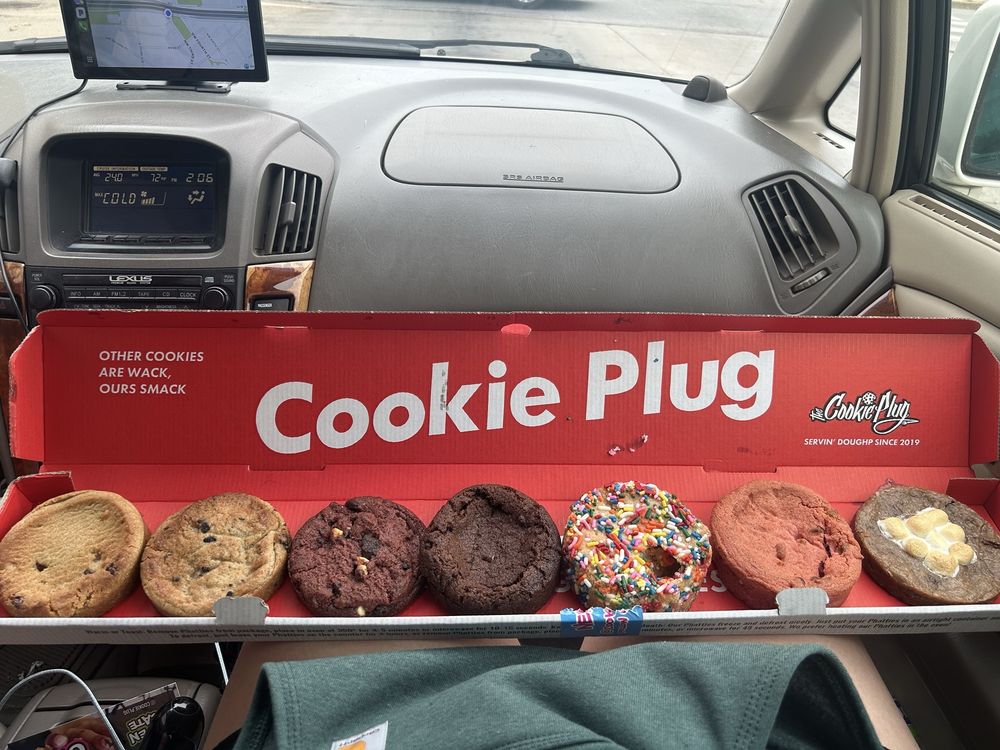 COOKIE PLUG - Updated December 2025 - 14 Photos - 2110 W Franklin St ...