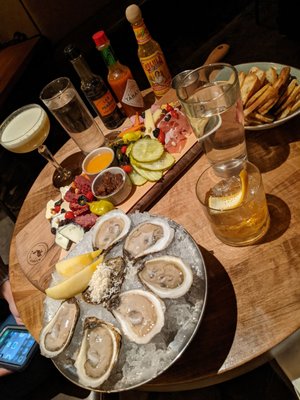 THE RABBIT HOLE - Updated December 2024 - 36 Photos & 34 Reviews - 208 ...