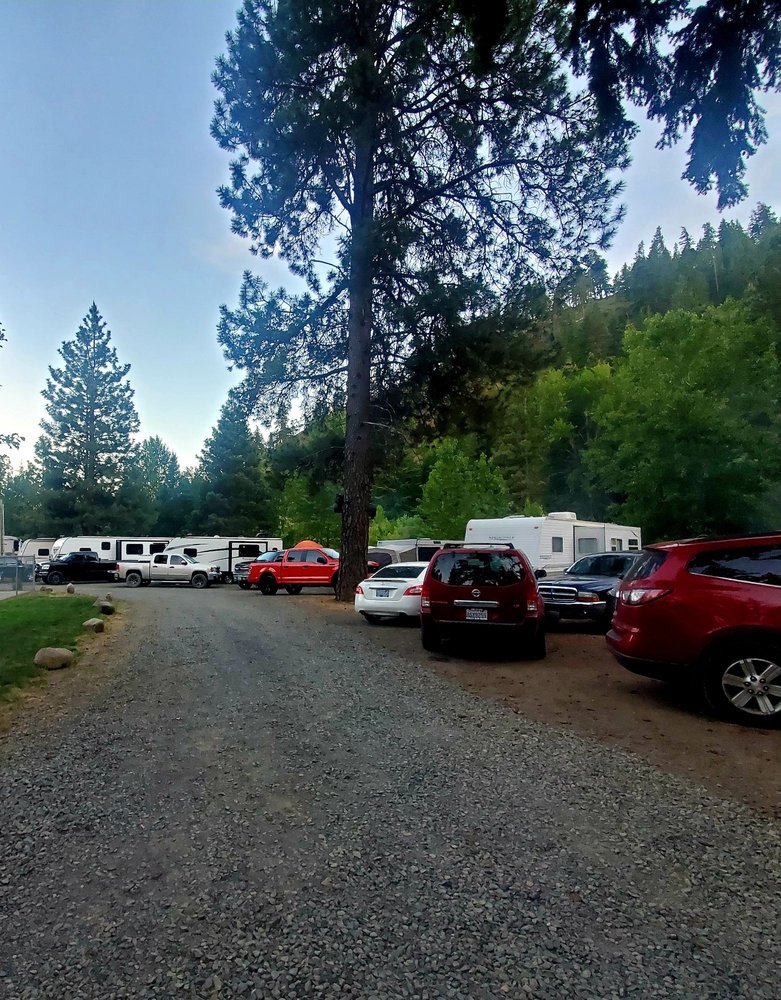 SQUAW ROCK RESORT & RV PARK - Updated May 2025 - 33 Photos & 11 Reviews ...
