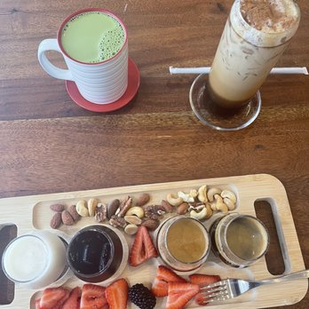 ICONIC COFFEE - Updated April 2024 - 35 Photos & 21 Reviews - 157 Main ...