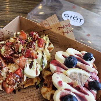 GIOT CREAM COFFEE - Updated December 2025 - 75 Photos & 30 Reviews ...