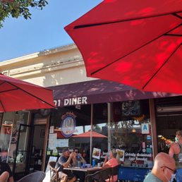 101 DINER - Updated September 2024 - 692 Photos & 815 Reviews - 552 S ...