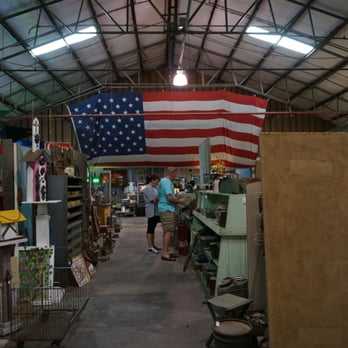 FLOWOOD ANTIQUE FLEA MARKET - Updated December 2025 - 1602 Photos & 19 ...