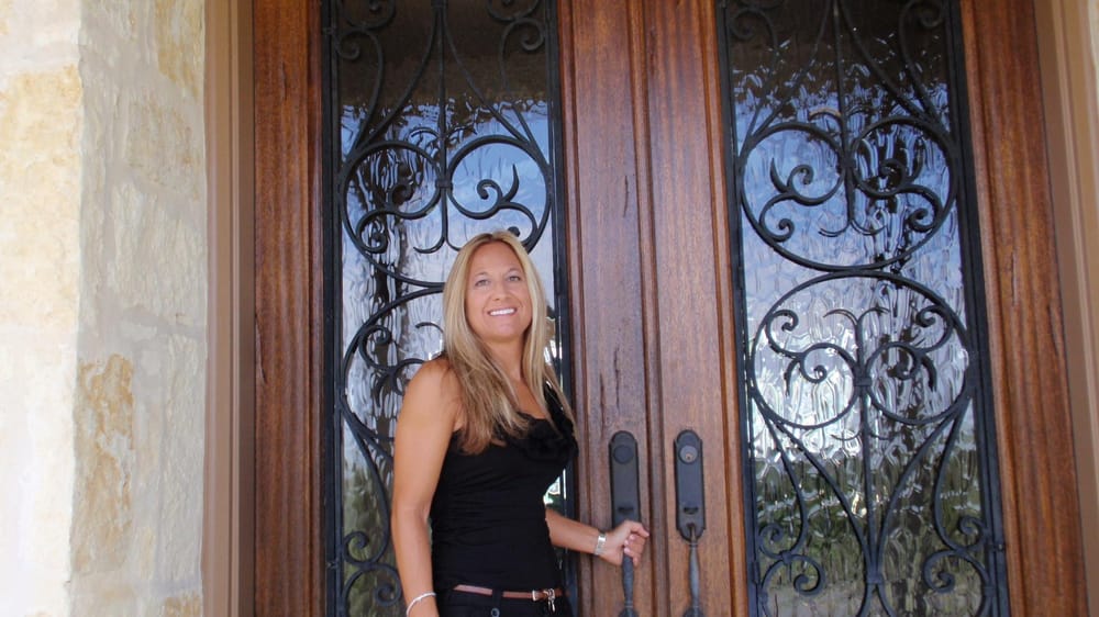 KIMBERLY SHOEMAKE, REALTOR - 110 River Crossing Blvd, Spring Branch ...