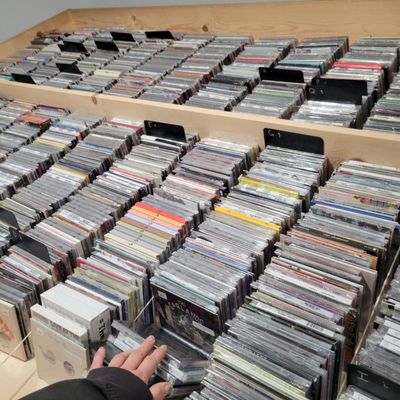 MY VINYL UNDERGROUND - Updated November 2025 - 10 Reviews - 1401 SE ...