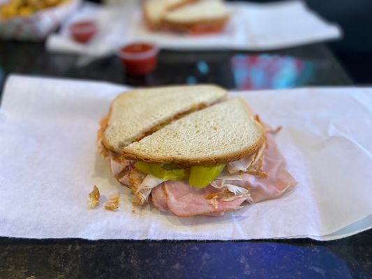 CURIOUS DOG - Updated December 2025 - 194 Photos & 165 Reviews - 200 W ...