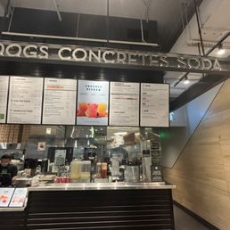 SHAKE SHACK DOWNTOWN CROSSING - Updated July 2025 - 74 Photos & 82 ...