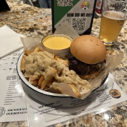 DISTRICT BURGER - Updated December 2025 - 205 Photos & 180 Reviews ...