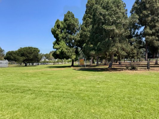EARVIN MAGIC JOHNSON PARK - Updated March 2026 - 80 Photos & 38 Reviews ...