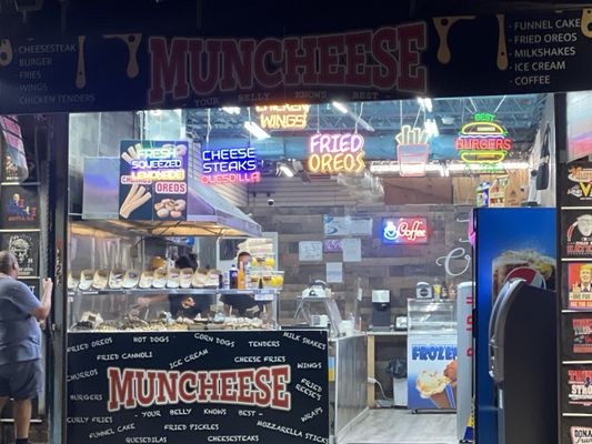 MUNCHEESE - Updated August 2025 - 14 Photos - 3212 Boardwalk, Wildwood ...