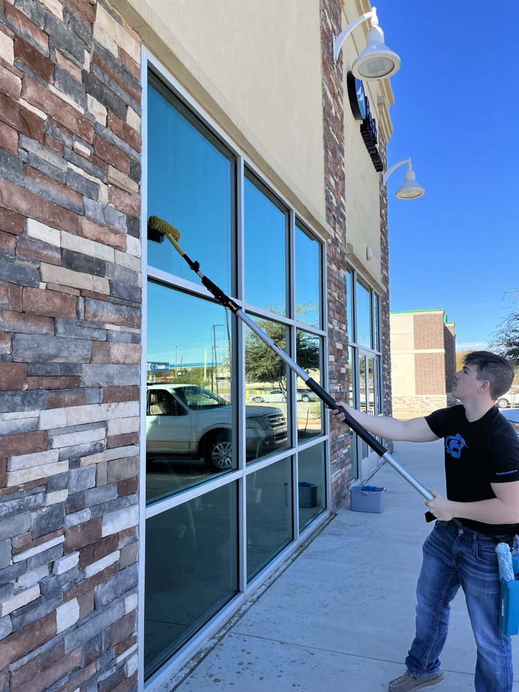MAXIMUM WINDOW WASHING - 34 Photos - Aubrey, Texas - Window Washing ...