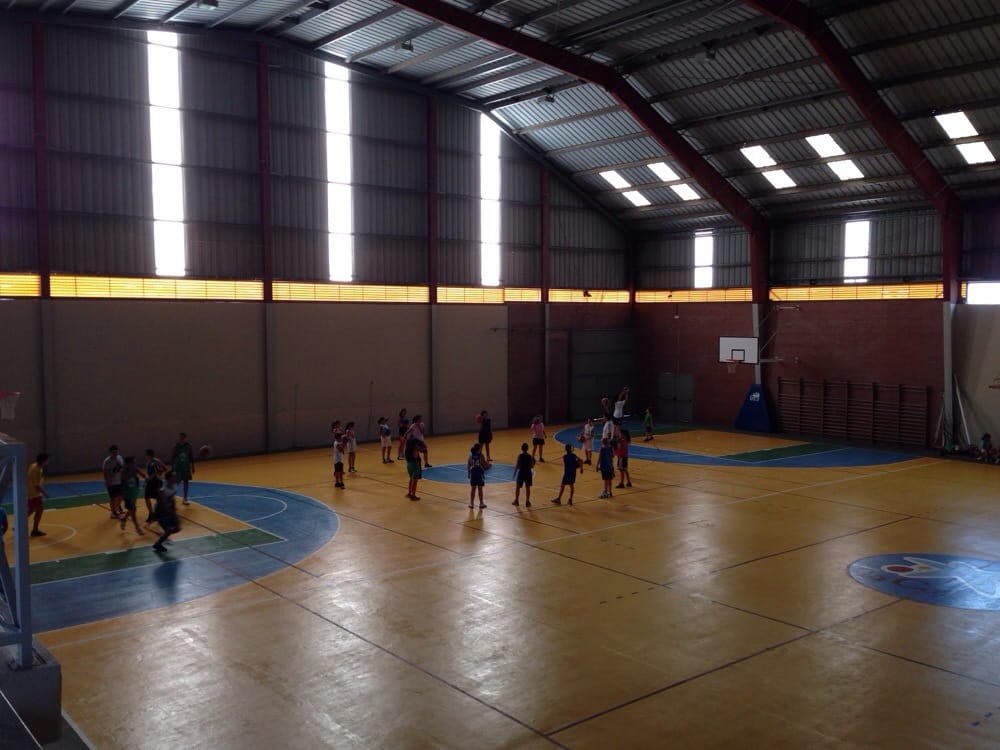 POLIDEPORTIVO DE BRENES - Updated December 2024 - Calle el Juncal 13 ...