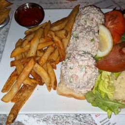 BEACH HOUSE WATERFRONT RESTAURANT - Updated January 2026 - 1782 Photos ...