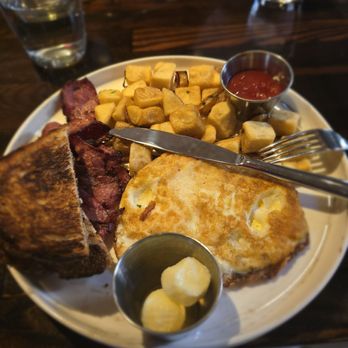 SQUARE 1682 - Updated December 2025 - 491 Photos & 467 Reviews - 121 S ...