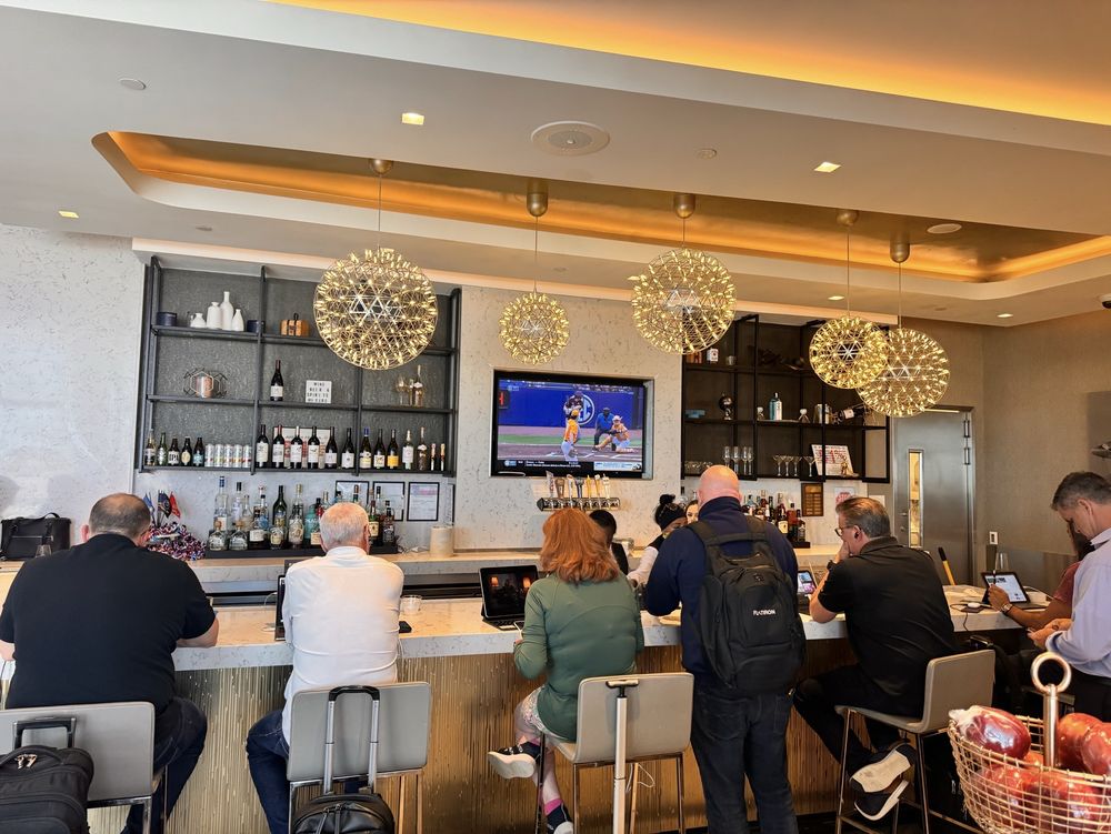 UNITED CLUB - Updated July 2024 - 73 Photos & 61 Reviews - 3200 E ...