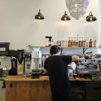 PANGOLIN CAFÉ - Updated November 2024 - 638 Photos & 304 Reviews - 955 ...