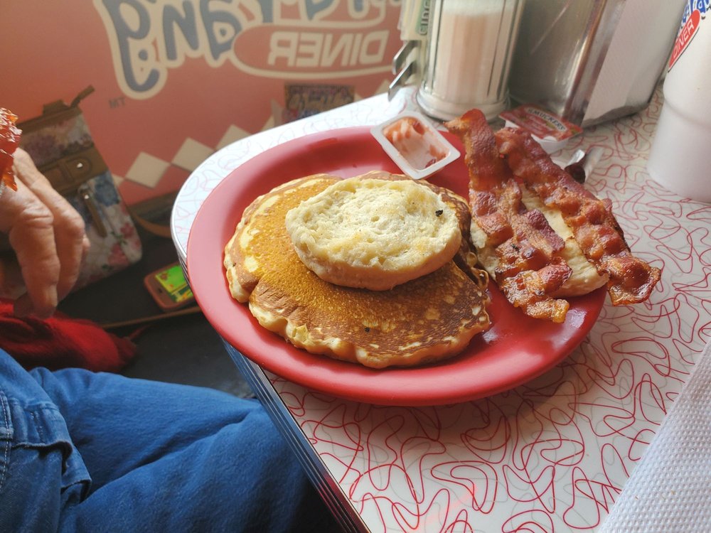 BOOM-A-RANG EASTSIDE DINER - 26 Photos & 11 Reviews - 9 W Main St ...