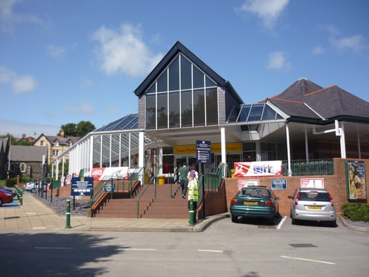 MORRISONS - Updated July 2025 - Holyhead Road, Bangor, Gwynedd, United ...
