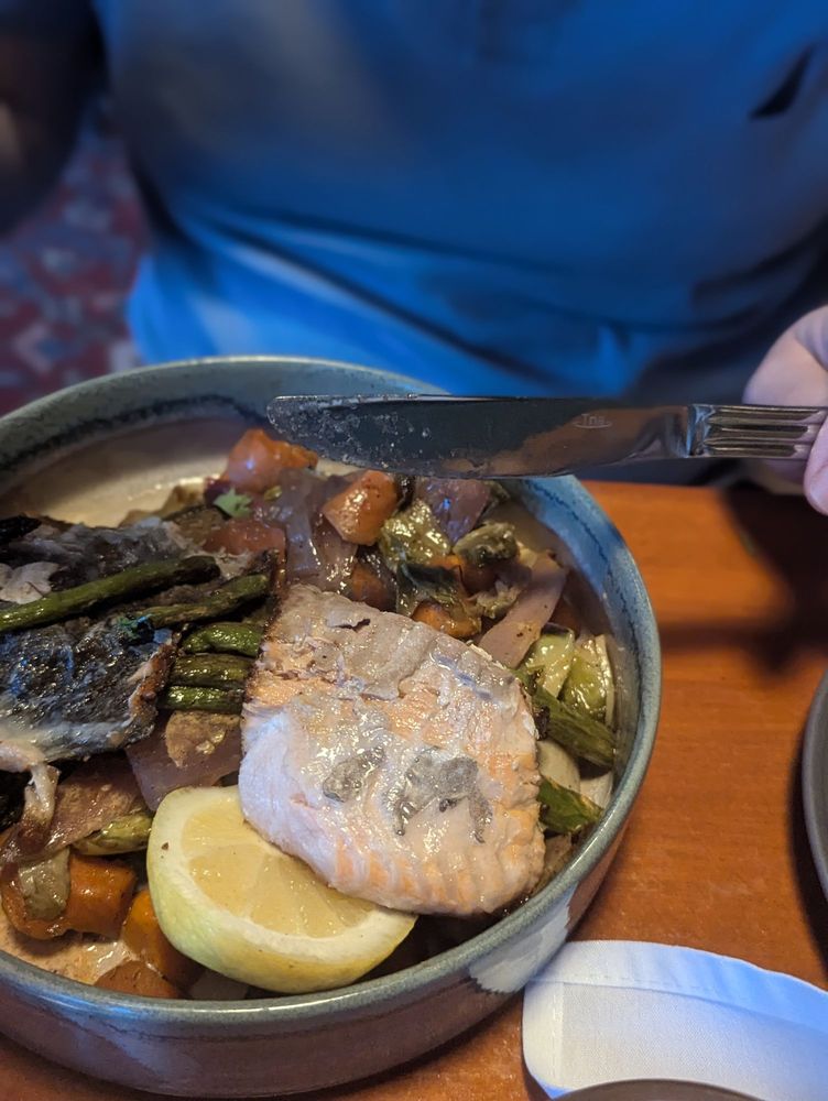 SWEET BASIL - Updated July 2025 - 257 Photos & 703 Reviews - 942 Great ...