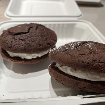 KNEAD TO EAT BAKERY AND CAFE - Updated December 2025 - 28 Photos & 28 ...