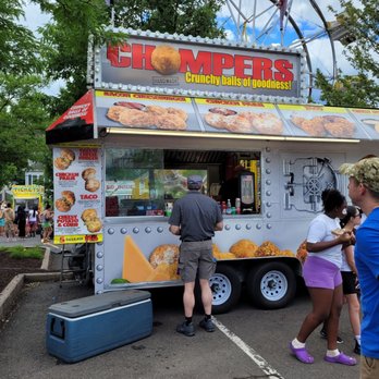 CHOMPERS - Updated December 2025 - 13 Photos & 13 Reviews - 15 Pine ...